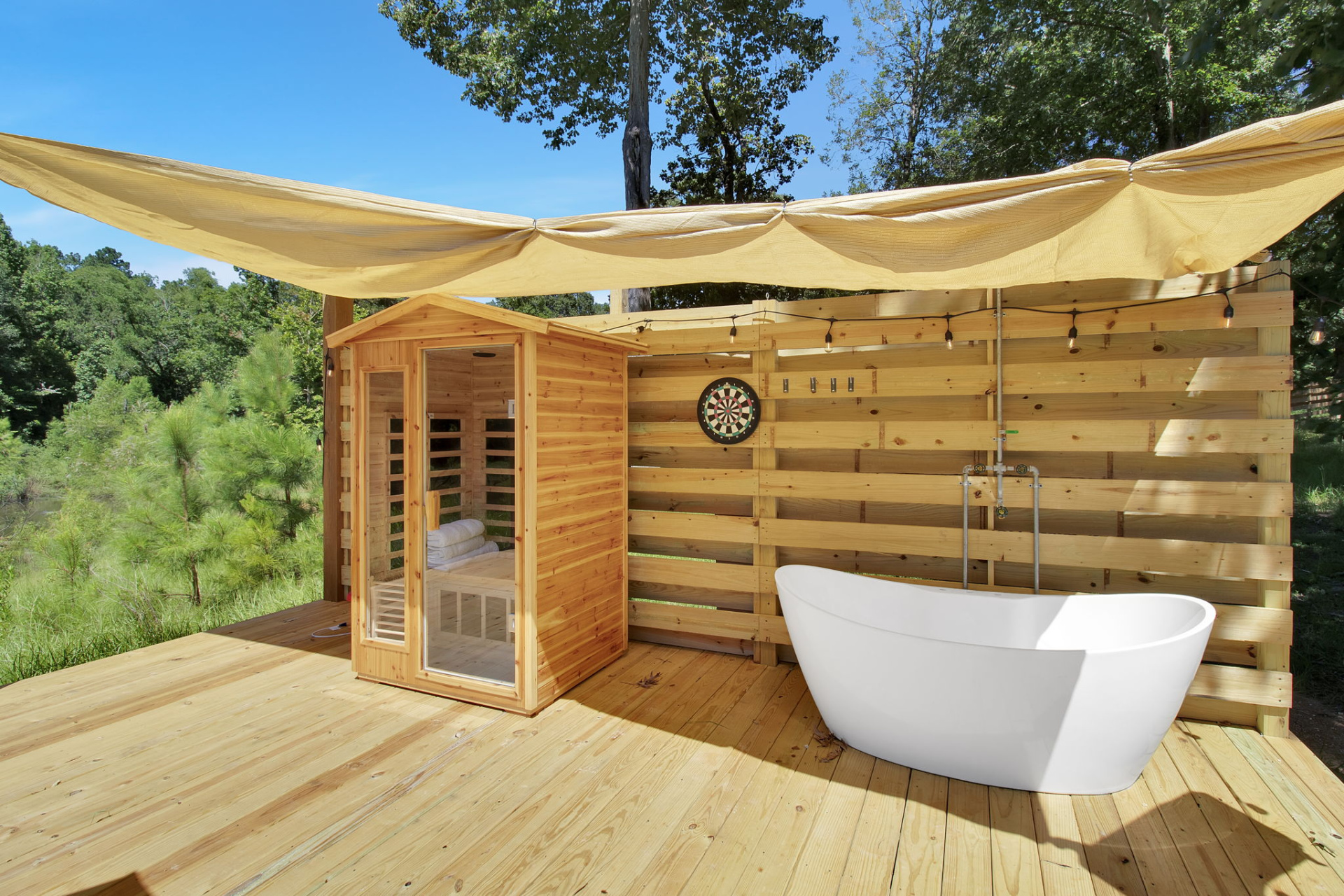 Luxury Mirror House Glamping | Sauna, Outdoor Bath & Creek Stay | 1h ...